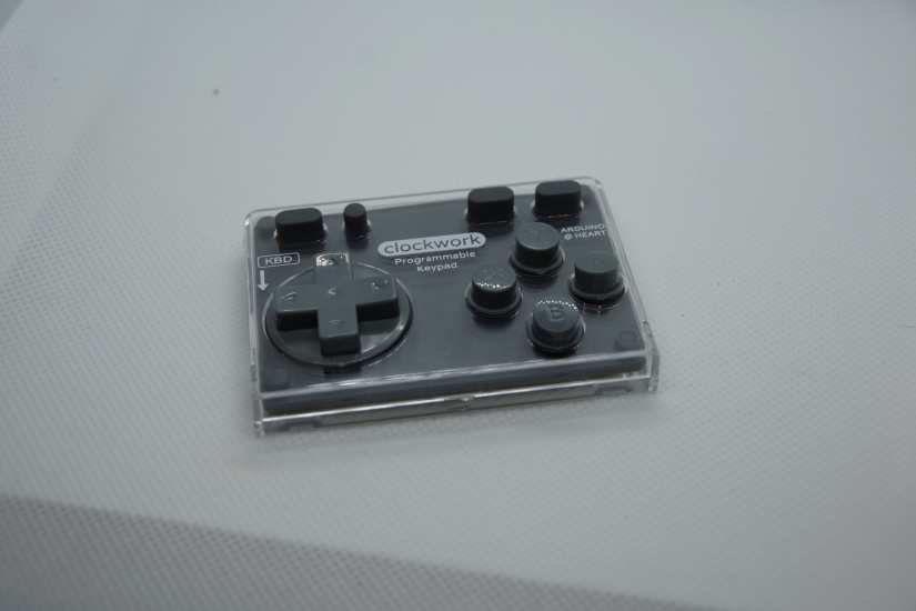 ClockworkPi Review: The ClockworkPi GameShell is a Fun DIY Gameboy