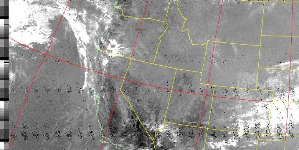 A Raspberry Pi-Based NOAA Decoder That Tweets Satellite Photos!