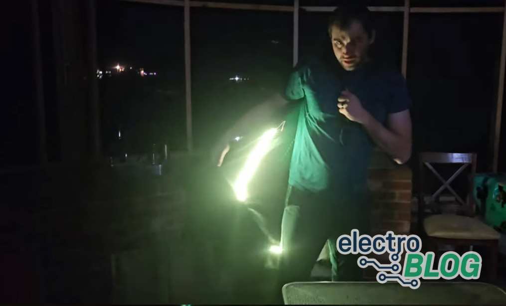 Build a LOTR-Inspired Weather Cloak with LEDs and ESP32