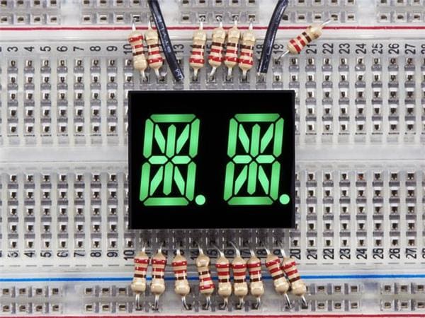Dual Alphanumeric Display - Green 0.54 Digit Height - Pack Of 2 - 2156
